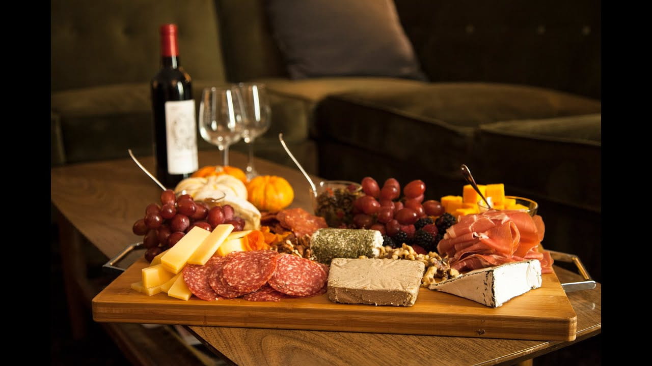 What is cold cut? How to enjoy a cold cut platter at home